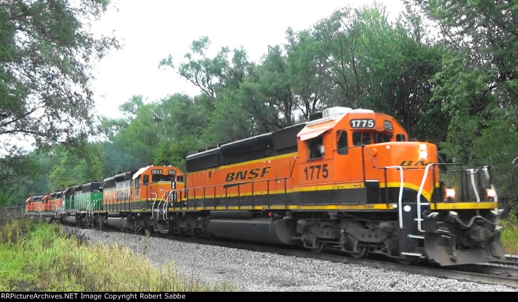 BNSF 1775